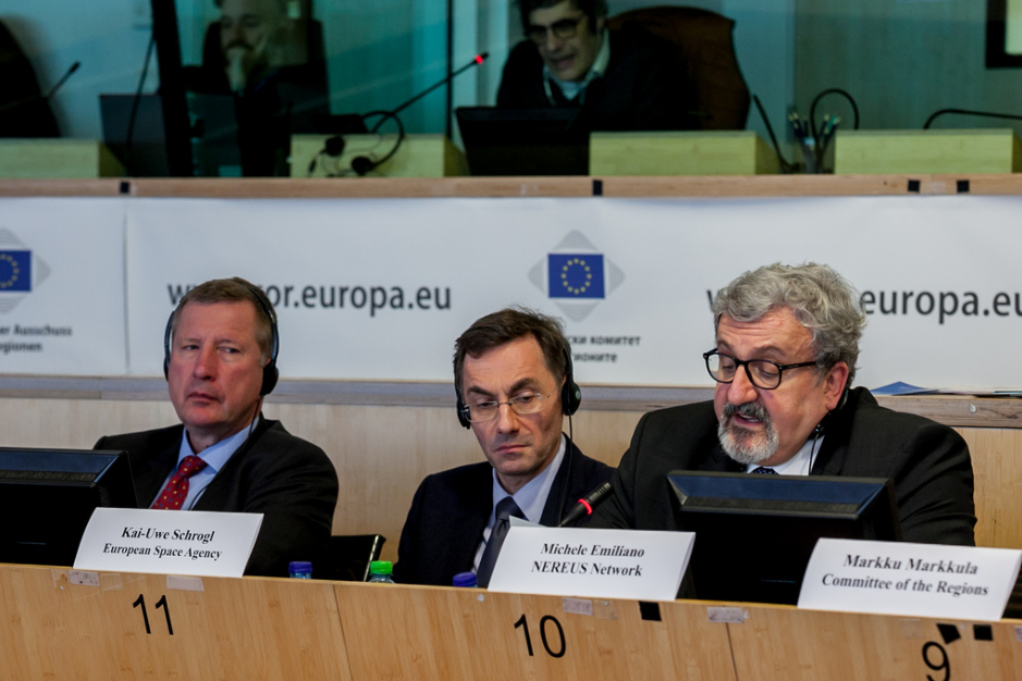 “Learning from the space sector how to better collaborate within the EU ...